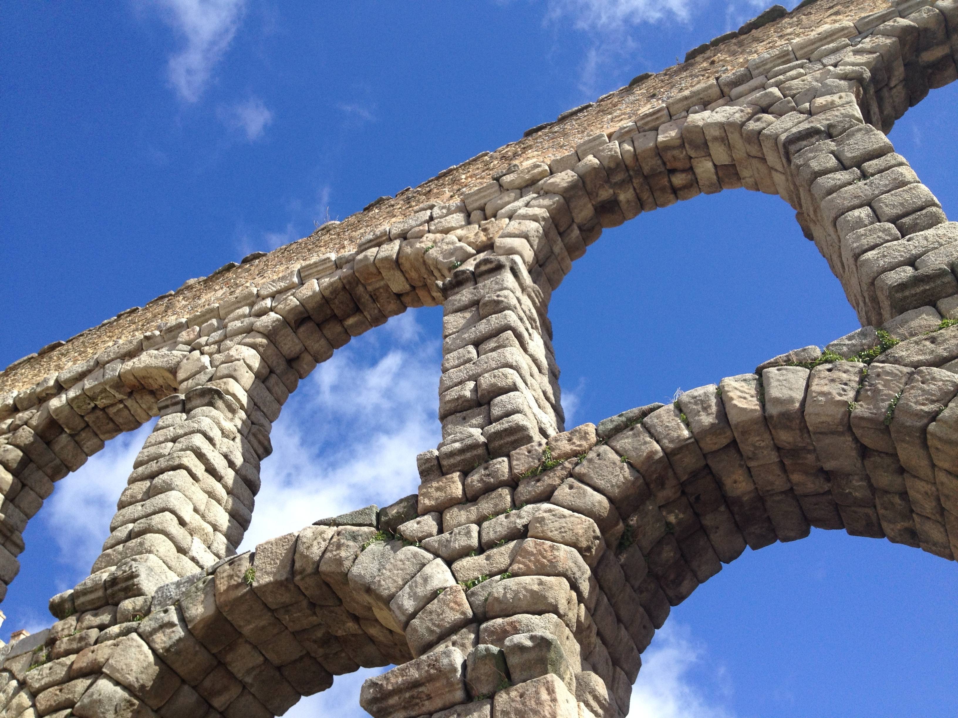 El acueducto de Segovia - Siempre en las Nubes El acueducto de Segovia - Siempre en las Nubes